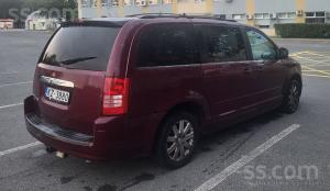 Sarkans Chrysler Grand Voyager 2008 Rīga, ar dzinēja tilpumu 3.80 L un nobraukumu 230 tūkst. km par 2250 €, foto 7 vietnē AUTOMOTO.COM.LV