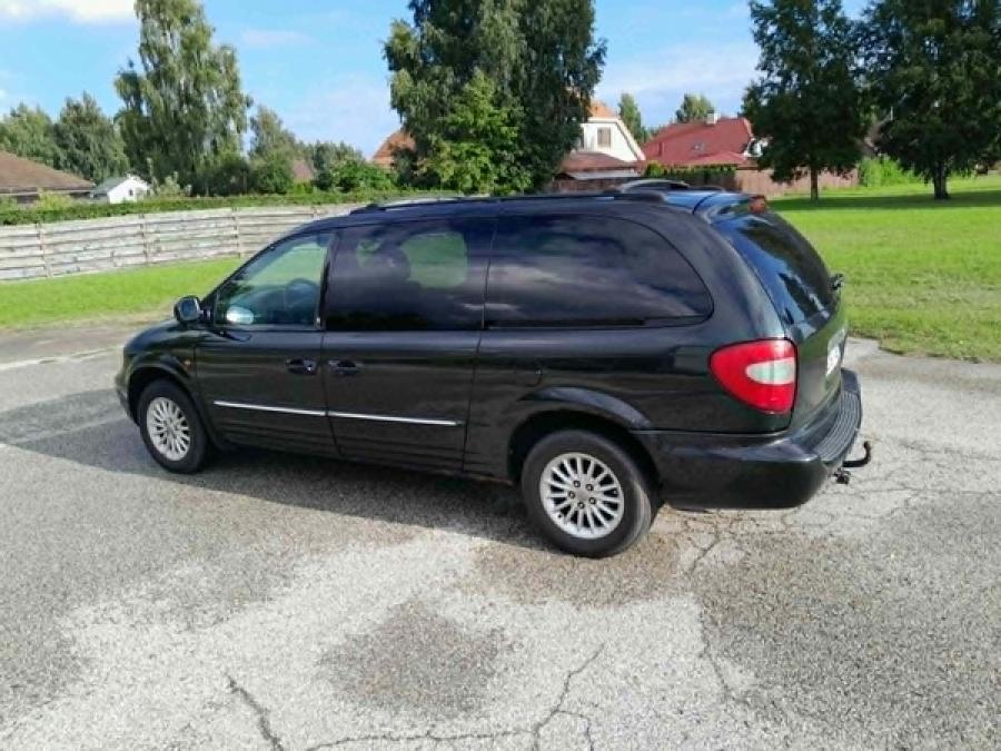 Chrysler Grand Voyager 2003 Tartu, ar dzinēja tilpumu 3.30 L un nobraukumu 294 tūkst. km par 3000 €, foto 4 vietnē AUTOMOTO.COM.LV