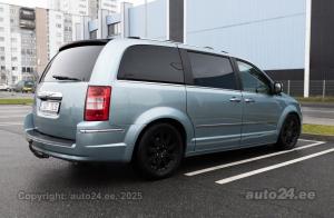 Chrysler Grand Voyager 2008 Tallina, ar dzinēja tilpumu 2.80 L un nobraukumu 347 tūkst. km par 3499 €, foto 4 vietnē AUTOMOTO.COM.LV