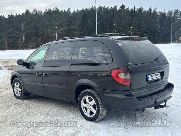 Chrysler Grand Voyager 2008 in Narva, with an engine capacity of 2.80 L and mileage of 280 thousand km for 1500 €, photo 3 on AUTOMOTO.COM.LV