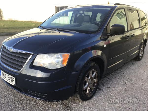 Chrysler Grand Voyager 2008 in Tartu, with an engine capacity of 2.80 L and mileage of 0 thousand km for 2250 €, photo 3 on AUTOMOTO.COM.LV