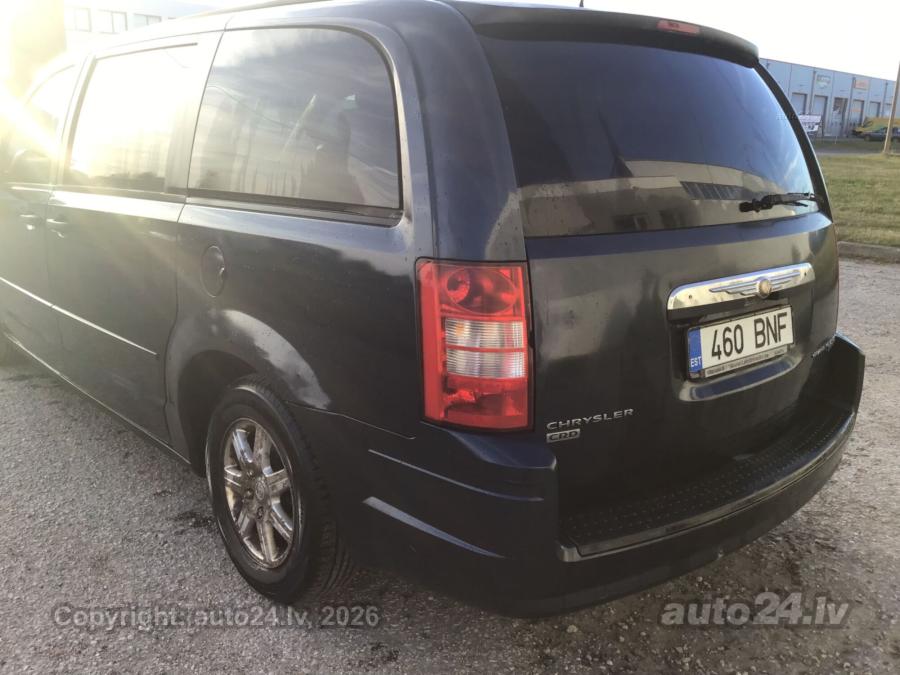 Chrysler Grand Voyager 2008 in Tartu, with an engine capacity of 2.80 L and mileage of 0 thousand km for 2250 €, photo 8 on AUTOMOTO.COM.LV