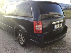 Chrysler Grand Voyager 2008 in Tartu, with an engine capacity of 2.80 L and mileage of 0 thousand km for 2250 €, photo 27 on AUTOMOTO.COM.LV
