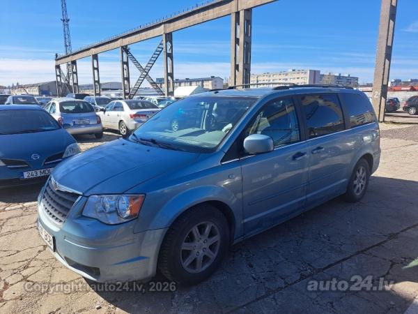 Chrysler Grand Voyager 2008 in Tallinn, with an engine capacity of 3.80 L and mileage of 284 thousand km for 1199 €, photo 2 on AUTOMOTO.COM.LV