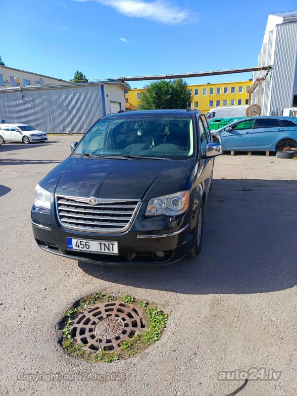 Chrysler Grand Voyager 2008 Tallina, ar dzinēja tilpumu 2.80 L un nobraukumu 320 tūkst. km par 3100 €, foto 1 vietnē AUTOMOTO.COM.LV