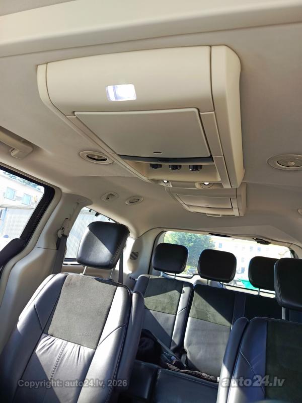 Chrysler Grand Voyager 2008 Tallina, ar dzinēja tilpumu 2.80 L un nobraukumu 320 tūkst. km par 3100 €, foto 7 vietnē AUTOMOTO.COM.LV