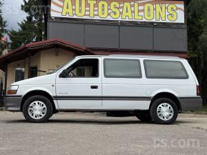White Chrysler Grand Voyager 1995 in Riga, with an engine capacity of 3.30 L and mileage of 253 thousand km for 4950 €, photo  on AUTOMOTO.COM.LV