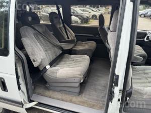 White Chrysler Grand Voyager 1995 in Riga, with an engine capacity of 3.30 L and mileage of 253 thousand km for 4950 €, photo 12 on AUTOMOTO.COM.LV