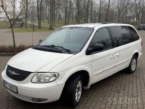White Chrysler Grand Voyager 2002 in Riga, with an engine capacity of 3.80 L and mileage of 221 thousand km for 2450 €, photo 6 on AUTOMOTO.COM.LV