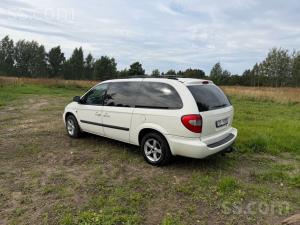 White Chrysler Grand Voyager 2006 in Riga, with an engine capacity of 3.30 L and mileage of 225 thousand km for 4400 €, photo  on AUTOMOTO.COM.LV