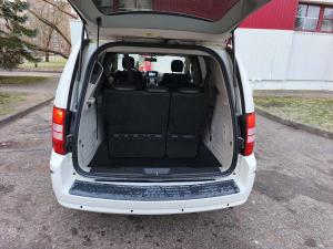 Balts Chrysler Grand Voyager 2009 Klaipėda, ar dzinēja tilpumu 3.78 L un nobraukumu 300 tūkst. km par 3000 €, foto 6 vietnē AUTOMOTO.COM.LV