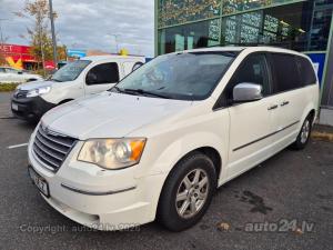 White Chrysler Grand Voyager 2008 in Tallinn, with an engine capacity of 2.80 L and mileage of 317 thousand km for 1499 €, photo  on AUTOMOTO.COM.LV