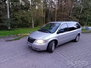 Dzeltens Chrysler Grand Voyager 2007 Jūrmala, ar dzinēja tilpumu 2.80 L un nobraukumu 400 tūkst. km par 850 €, foto  vietnē AUTOMOTO.COM.LV