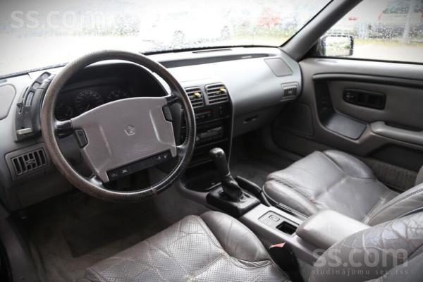 Black Chrysler le-baron 1991 in Riga, with an engine capacity of 2.50 L and mileage of 213 thousand km for 4495 €, photo 7 on AUTOMOTO.COM.LV