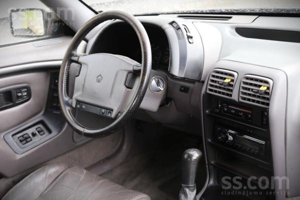 Black Chrysler le-baron 1991 in Riga, with an engine capacity of 2.50 L and mileage of 213 thousand km for 4495 €, photo 8 on AUTOMOTO.COM.LV