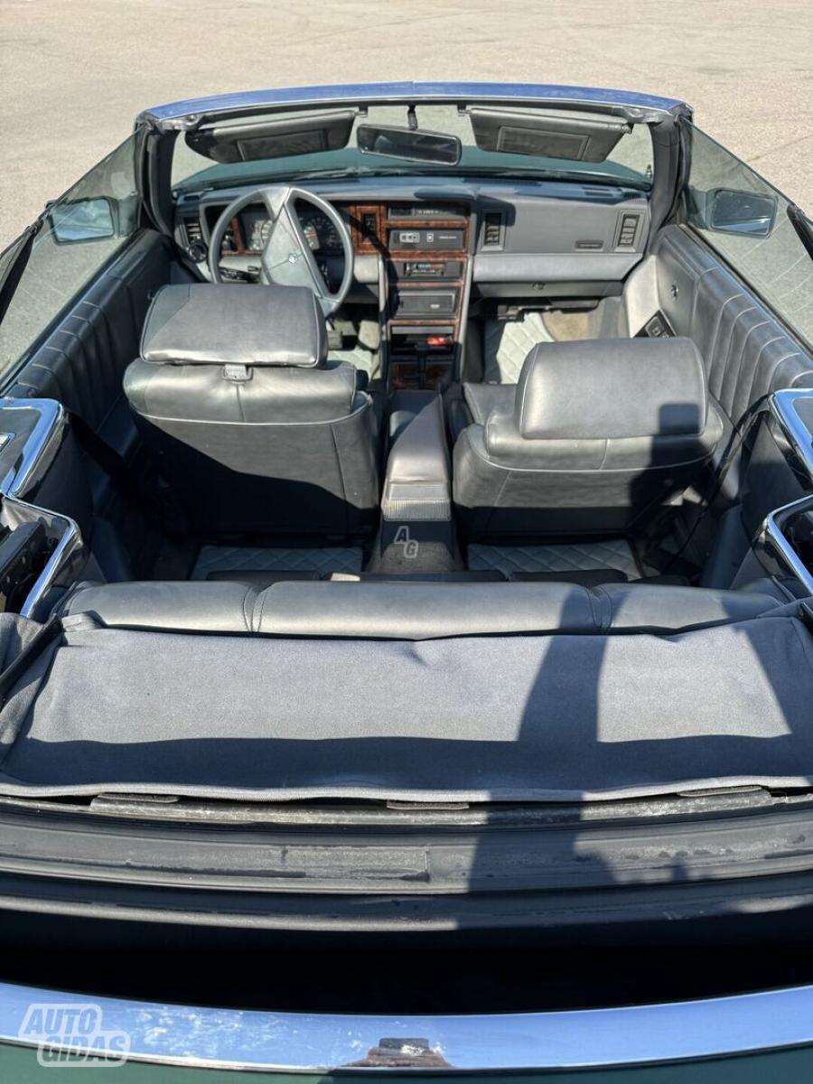 Zaļš Chrysler le-baron 1988 Viļņa, ar dzinēja tilpumu 2.20 L un nobraukumu 140 tūkst. km par 4224 €, foto 12 vietnē AUTOMOTO.COM.LV