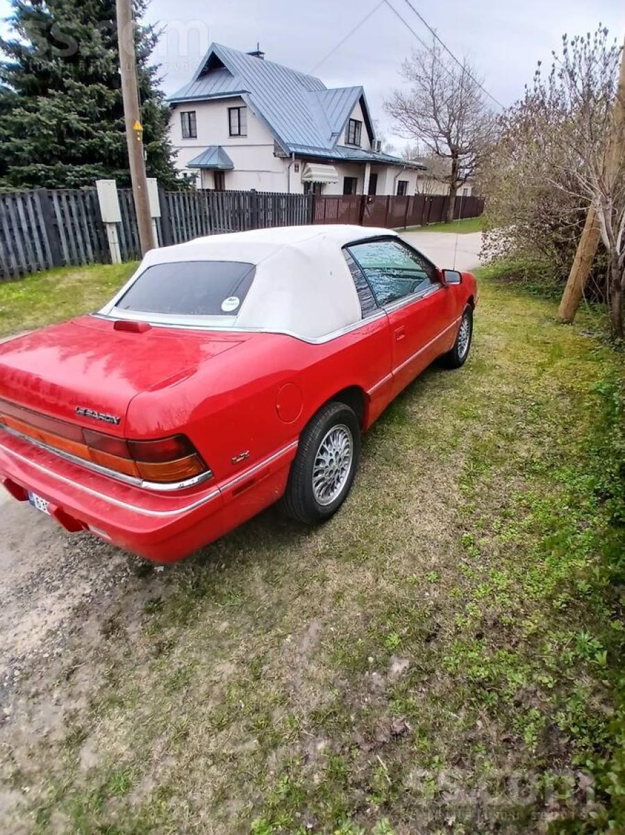Sarkans Chrysler le-baron 1994 Rīga, ar dzinēja tilpumu 3.00 L un nobraukumu 111 tūkst. km par 4950 €, foto 3 vietnē AUTOMOTO.COM.LV