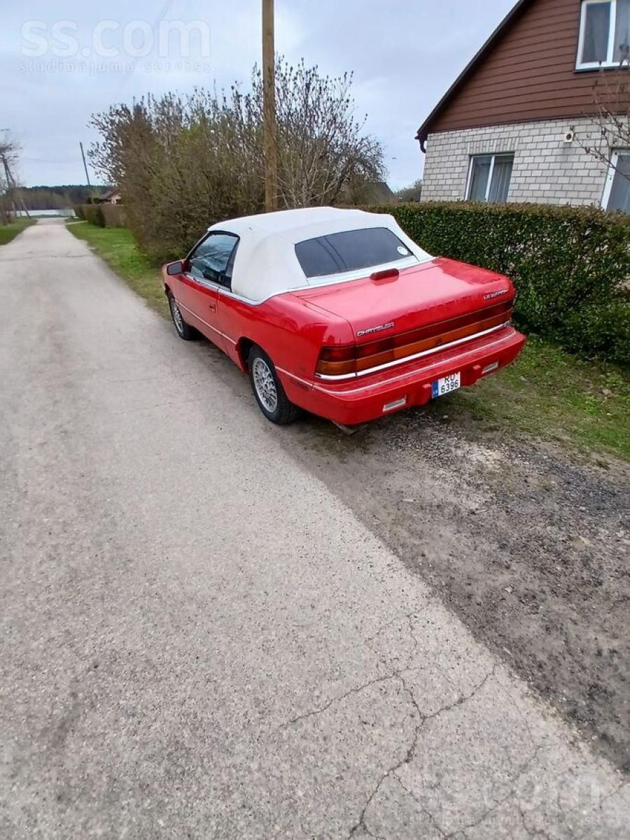 Sarkans Chrysler le-baron 1994 Rīga, ar dzinēja tilpumu 3.00 L un nobraukumu 111 tūkst. km par 4950 €, foto 8 vietnē AUTOMOTO.COM.LV