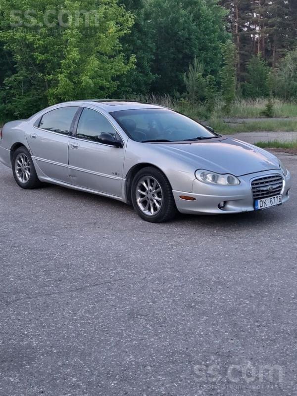 Grey Chrysler LHS 2001 in Jurmala, with an engine capacity of 3.50 L and mileage of 456 thousand km for 850 €, photo 6 on AUTOMOTO.COM.LV