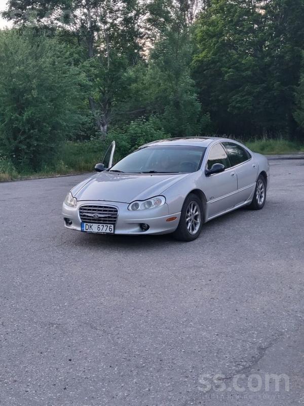 Grey Chrysler LHS 2001 in Jurmala, with an engine capacity of 3.50 L and mileage of 456 thousand km for 850 €, photo 8 on AUTOMOTO.COM.LV