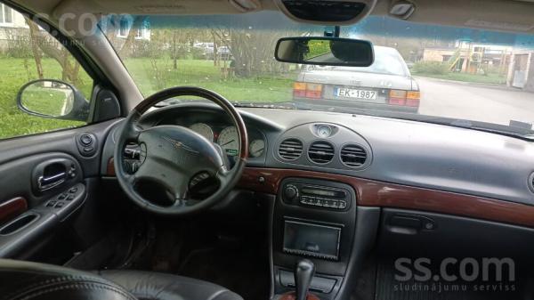 Chrysler LHS 1999 in Jelgava, with an engine capacity of 3.50 L and mileage of 242 thousand km for 1450 €, photo 1 on AUTOMOTO.COM.LV