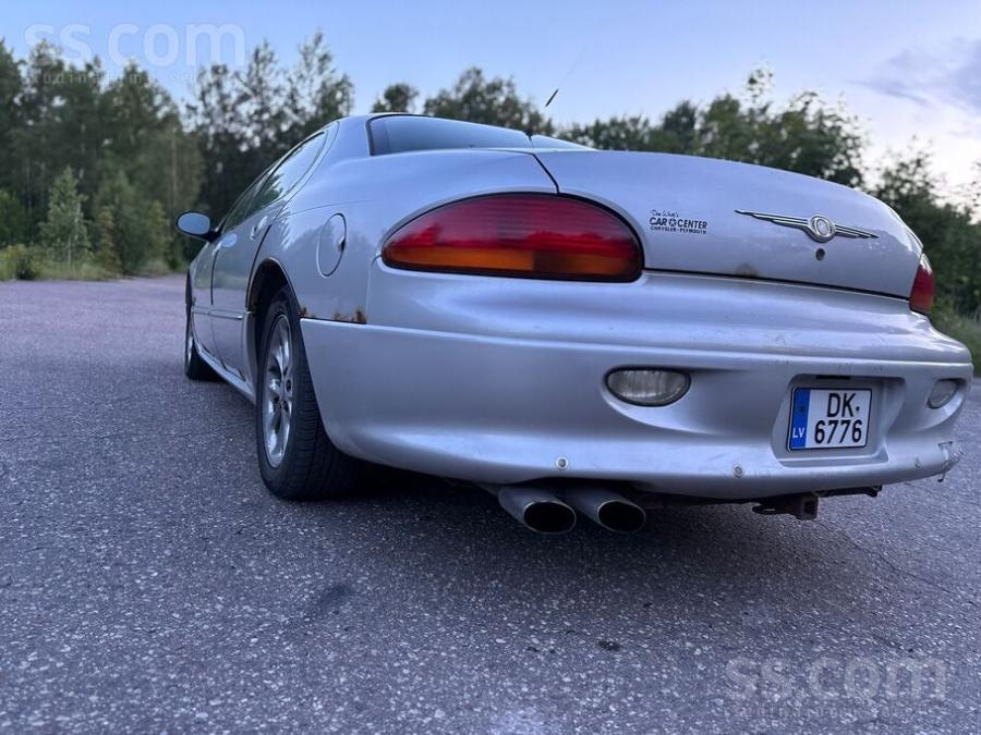 Chrysler LHS 2001 in Jurmala, with an engine capacity of 3.50 L and mileage of 450 thousand km for 1200 €, photo 8 on AUTOMOTO.COM.LV