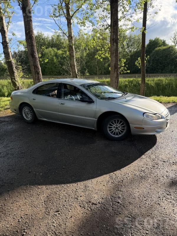 Chrysler LHS 2001 Ventspils, ar dzinēja tilpumu 3.50 L un nobraukumu 278 tūkst. km par 1150 €, foto 4 vietnē AUTOMOTO.COM.LV