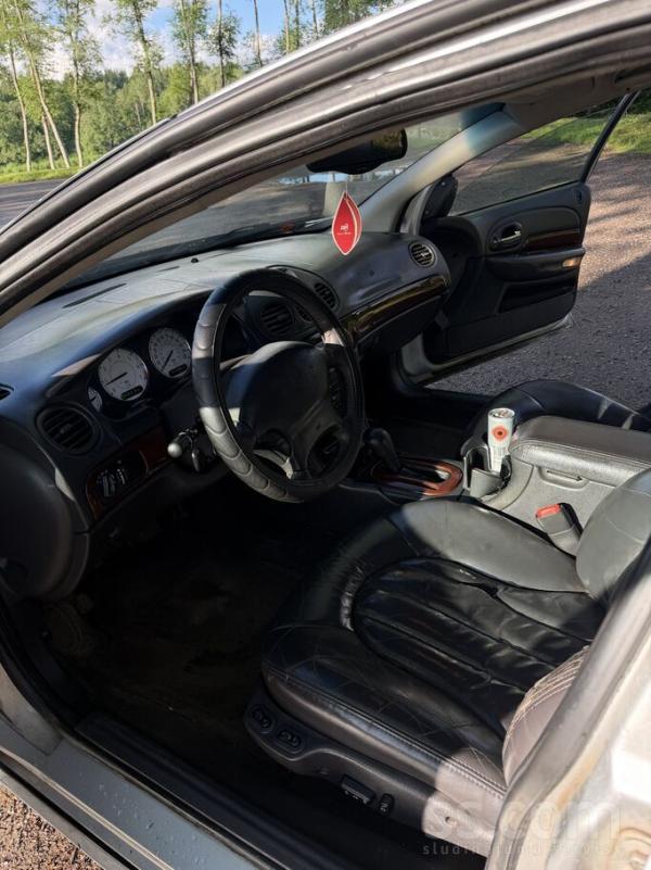 Chrysler LHS 2001 Ventspils, ar dzinēja tilpumu 3.50 L un nobraukumu 278 tūkst. km par 1150 €, foto 9 vietnē AUTOMOTO.COM.LV