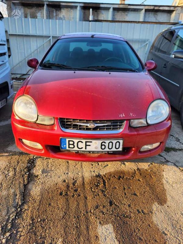 Red Chrysler Neon 2004 in Kaunas, with an engine capacity of 2.00 L and mileage of 113 thousand km for 600 €, photo 1 on AUTOMOTO.COM.LV