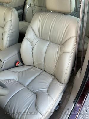 Sarkans Chrysler new-yorker 1997 Tartu, ar dzinēja tilpumu 3.50 L un nobraukumu 135 tūkst. km par 15000 €, foto 10 vietnē AUTOMOTO.COM.LV