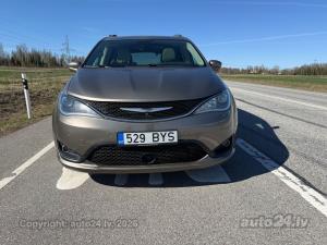 Smilšu krāsa Chrysler Pacifica 2018 Tartu, ar dzinēja tilpumu 3.60 L un nobraukumu 289 tūkst. km par 13900 €, foto 14 vietnē AUTOMOTO.COM.LV