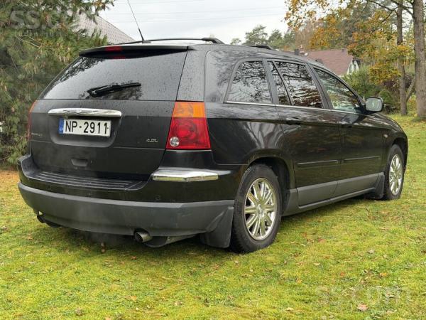 Black Chrysler Pacifica 2007 in Riga, with an engine capacity of 4.00 L and mileage of 226 thousand km for 1470 €, photo 5 on AUTOMOTO.COM.LV