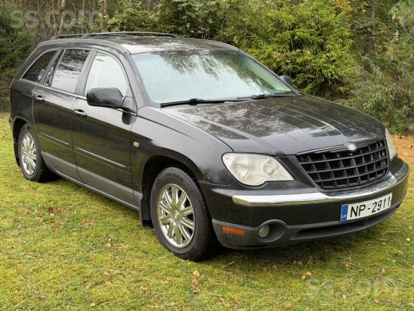 Black Chrysler Pacifica 2007 in Riga, with an engine capacity of 4.00 L and mileage of 226 thousand km for 1470 €, photo 6 on AUTOMOTO.COM.LV