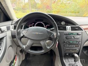 Black Chrysler Pacifica 2007 in Riga, with an engine capacity of 4.00 L and mileage of 226 thousand km for 1470 €, photo 9 on AUTOMOTO.COM.LV