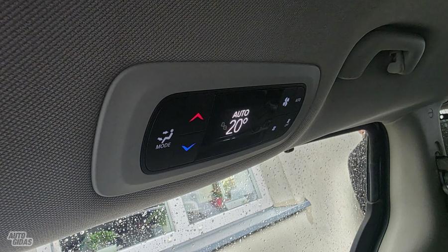 Black Chrysler Pacifica 2017 in Panevezys, with an engine capacity of 3.60 L and mileage of 202 thousand km for 13900 €, photo 27 on AUTOMOTO.COM.LV