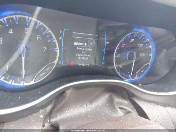 Melns Chrysler Pacifica 2017 Klaipėda, ar dzinēja tilpumu 3.61 L un nobraukumu 184 tūkst. km par 9435 €, foto 7 vietnē AUTOMOTO.COM.LV