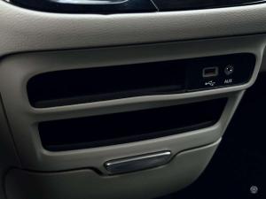 Black Chrysler Pacifica 2017 in Vilnius, with an engine capacity of 3.60 L and mileage of 166 thousand km for 14200 €, photo 27 on AUTOMOTO.COM.LV