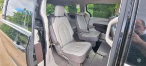 Melns Chrysler Pacifica 2017 Viļņa, ar dzinēja tilpumu 3.61 L un nobraukumu 84 tūkst. km par 10800 €, foto 19 vietnē AUTOMOTO.COM.LV
