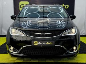 Melns Chrysler Pacifica 2017 Viļņa, ar dzinēja tilpumu 3.60 L un nobraukumu 166 tūkst. km par 14200 €, foto 3 vietnē AUTOMOTO.COM.LV