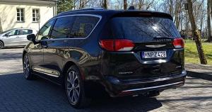 Melns Chrysler Pacifica 2017 Kauņa, ar dzinēja tilpumu 3.60 L un nobraukumu 132 tūkst. km par 16000 €, foto 8 vietnē AUTOMOTO.COM.LV