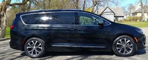 Melns Chrysler Pacifica 2017 Kauņa, ar dzinēja tilpumu 3.60 L un nobraukumu 132 tūkst. km par 16000 €, foto 12 vietnē AUTOMOTO.COM.LV