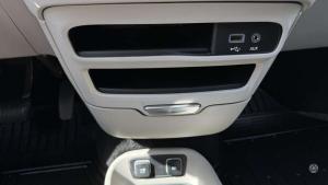 Black Chrysler Pacifica 2017 in Klaipeda, with an engine capacity of 3.60 L and mileage of 228 thousand km for 12500 €, photo 25 on AUTOMOTO.COM.LV