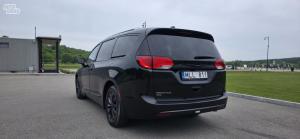 Melns Chrysler Pacifica 2018 Kauņa, ar dzinēja tilpumu 3.60 L un nobraukumu 110 tūkst. km par 15500 €, foto 5 vietnē AUTOMOTO.COM.LV