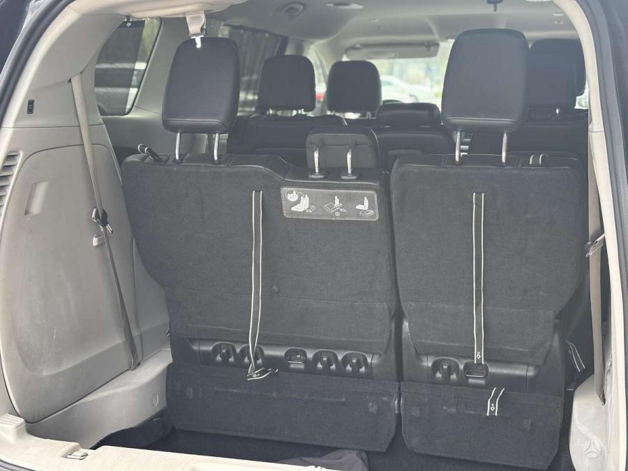 Black Chrysler Pacifica 2018 in Klaipeda, with an engine capacity of 3.60 L and mileage of 174 thousand km for 11700 €, photo 18 on AUTOMOTO.COM.LV