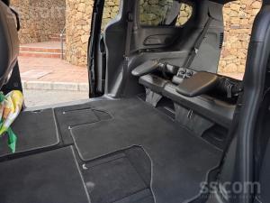 Melns Chrysler Pacifica 2018 Rīga, ar dzinēja tilpumu 3.60 L un nobraukumu 175 tūkst. km par 20000 €, foto 8 vietnē AUTOMOTO.COM.LV