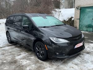 Melns Chrysler Pacifica 2019 Viļņa, ar dzinēja tilpumu 36.00 L un nobraukumu 1620 tūkst. km par 16500 €, foto 3 vietnē AUTOMOTO.COM.LV