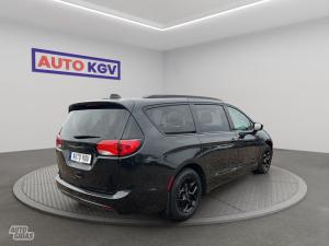Melns Chrysler Pacifica 2019 Kauņa, ar dzinēja tilpumu 3.60 L un nobraukumu 110 tūkst. km par 17999 €, foto 6 vietnē AUTOMOTO.COM.LV