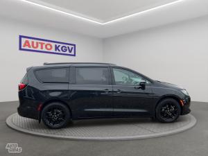 Melns Chrysler Pacifica 2019 Kauņa, ar dzinēja tilpumu 3.60 L un nobraukumu 110 tūkst. km par 17999 €, foto 7 vietnē AUTOMOTO.COM.LV