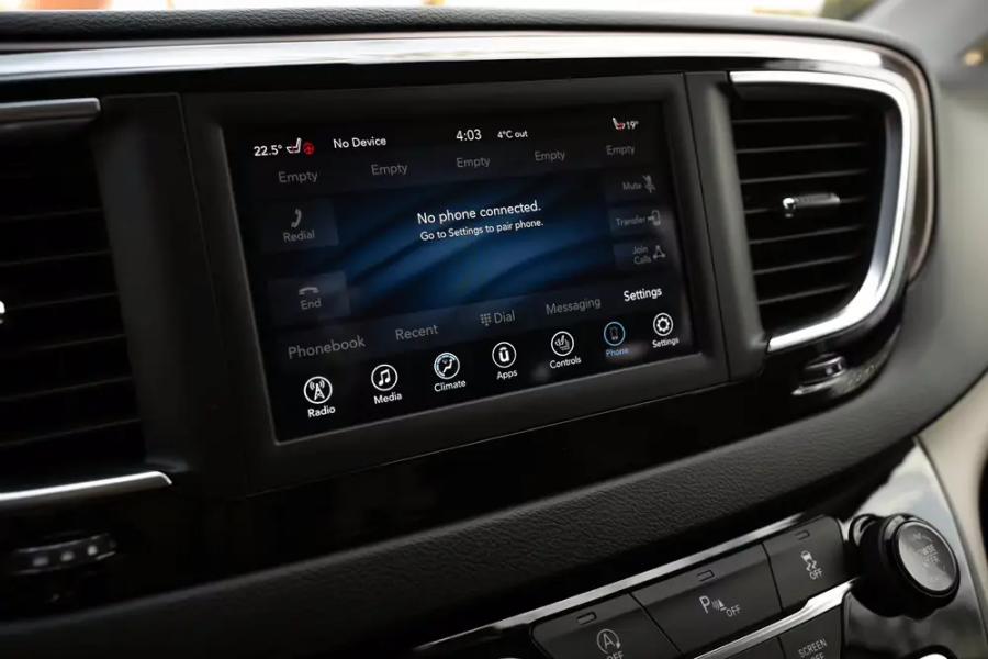 Melns Chrysler Pacifica 2019 Jelgava, ar dzinēja tilpumu 3.60 L un nobraukumu 216 tūkst. km par 17000 €, foto 18 vietnē AUTOMOTO.COM.LV