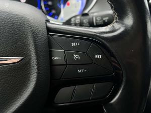 Black Chrysler Pacifica 2019 in Kaunas, with an engine capacity of 3.60 L and mileage of 110 thousand km for 17999 €, photo 17 on AUTOMOTO.COM.LV
